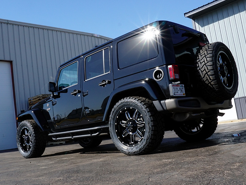 2016 Jeep Wrangler - 20x9 Gear Offroad Wheels 33x12.5R20 Toyo Tires