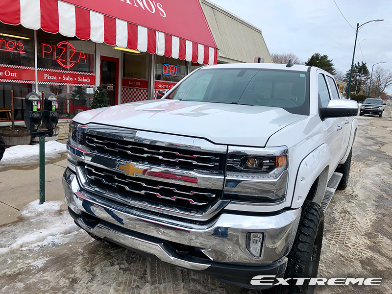 2018 Chevrolet Silverado 1500 - 18x9 Fuel Offroad Wheels 35x12.5R18 ...