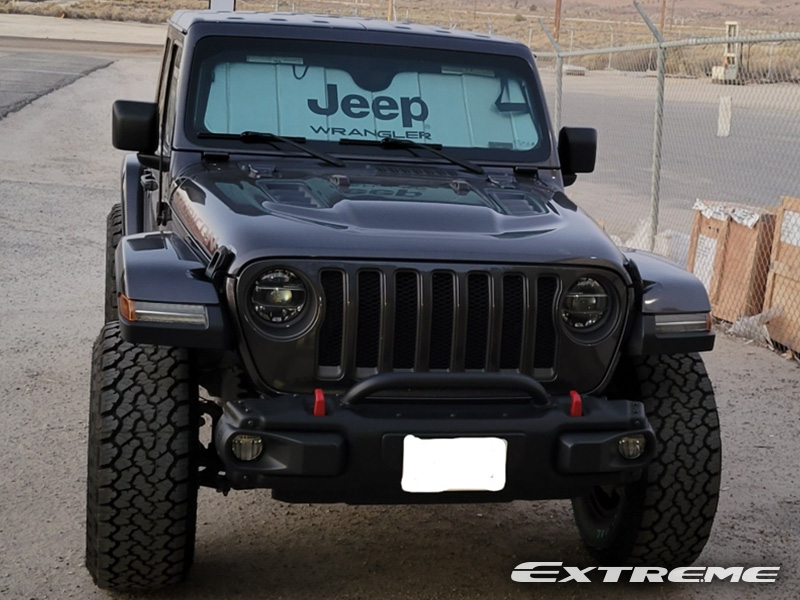2019 Jeep Wrangler - 17x9 Fuel Offroad Wheels LT315/70R17 Falken Tires