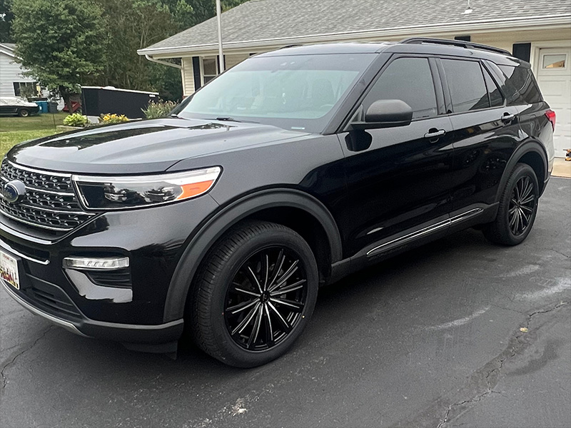 2020 Ford Explorer - 20x8.5 Cavallo Wheels 255/50R20 Ironman Tires