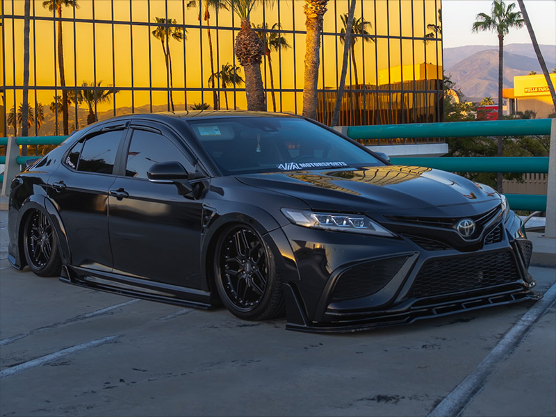 2021 Toyota Camry - 19x8.5 ESR Wheels 235/35ZR19 Advanta Tires