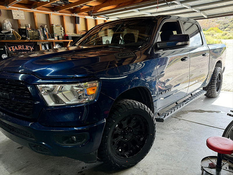 2022 Ram 1500 - 20x10 TIS Offroad Wheels LT33x12.50R20 Rolling Big ...
