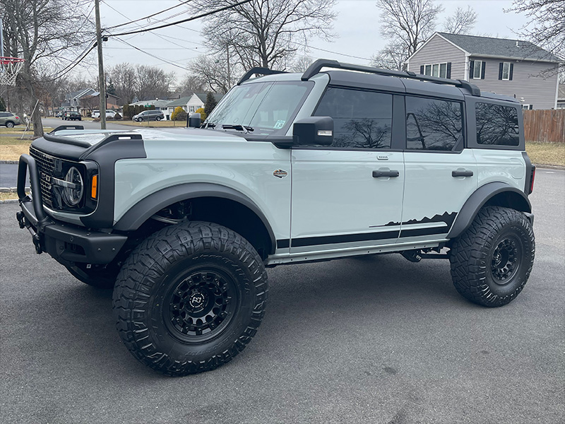 2022 Ford Bronco - 17x9 Black Rhino Wheels 37x12.50R17 Nitto Tires
