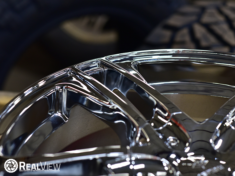 RealView of Verde Protocol V36 Chrome - 17x7 +40 - V36-771340C